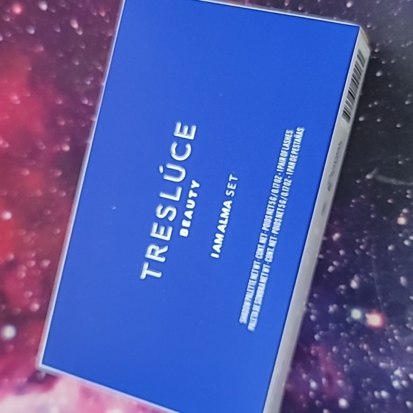 Treslúce Beauty | Makeup | I Am Alma Palette And 5d Lash Set Tresluce ...